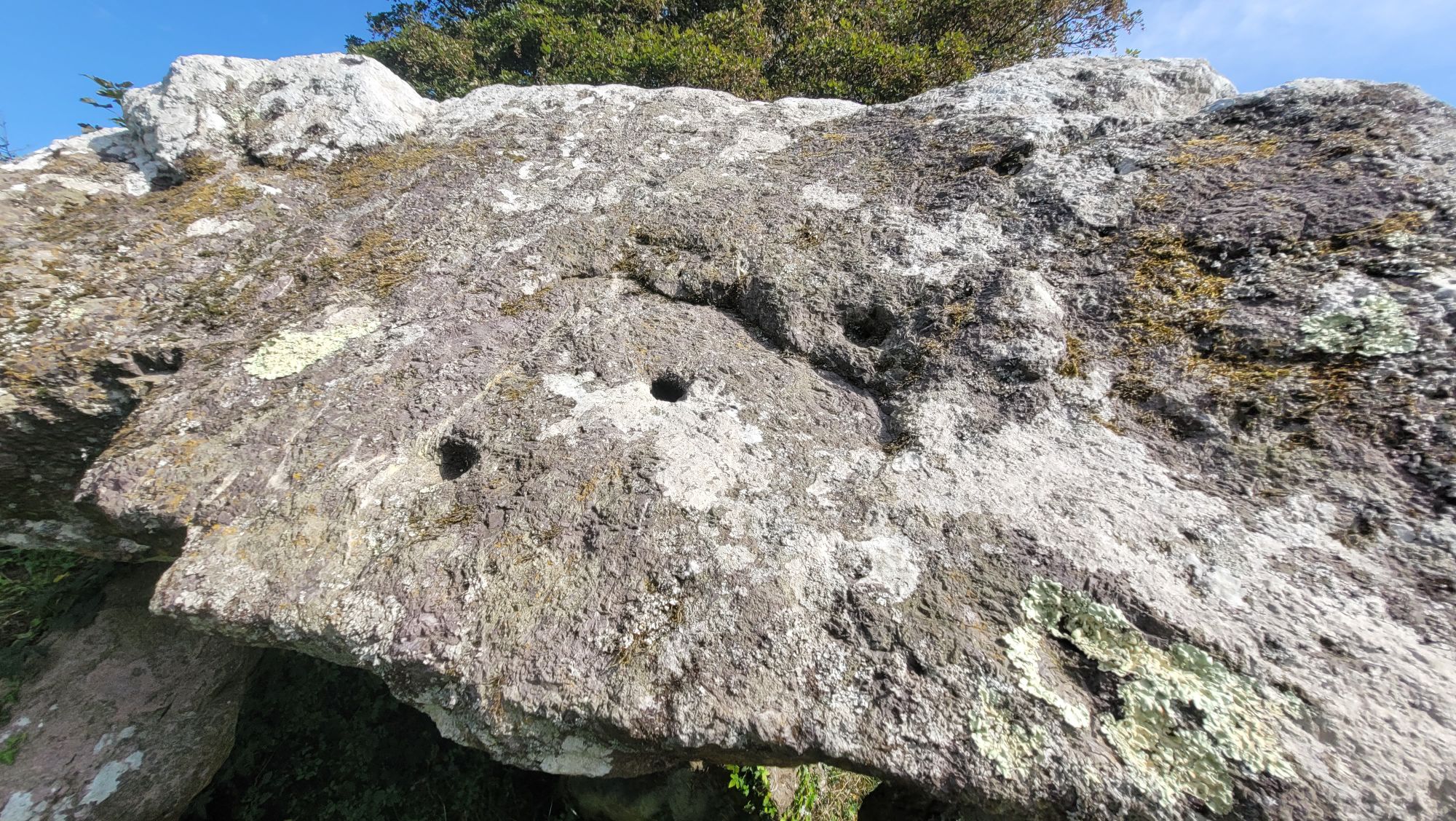The Hanging Stone – Pembrokeshire, Wales – CoralJackz – That History Couple