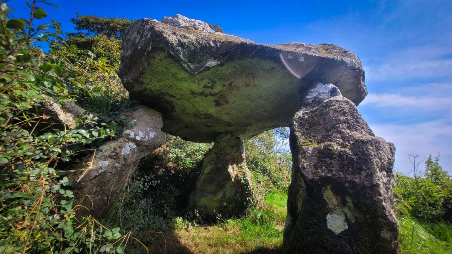 Walks in Wales! The must-see Neolithic Cromlechs in Pembrokeshire ...