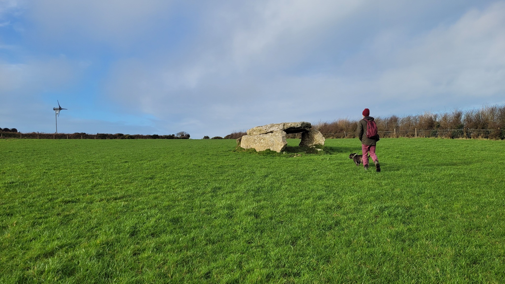 Neolithic Cromlech on Fferm Penrhiw – CoralJackz – That History Couple